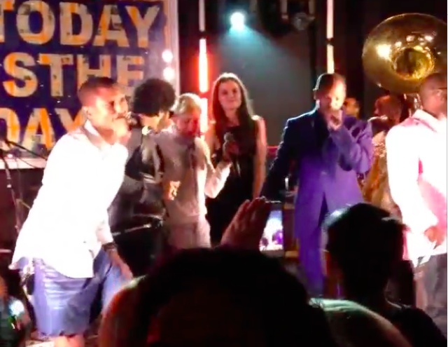 Jamie Foxx And Katie Holmes Dancing