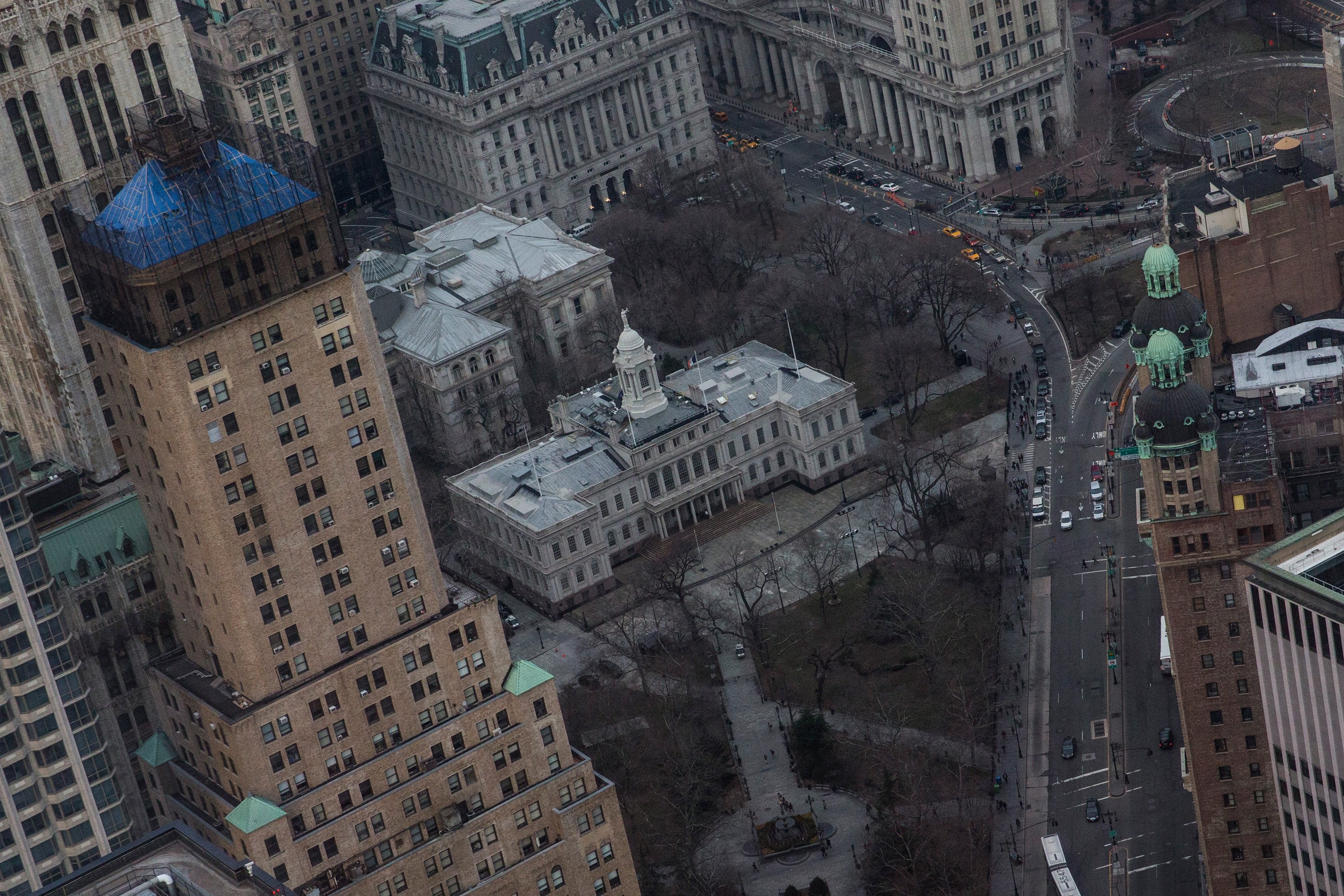 Photos: Hundreds Run Up 4 World Trade Center Stairs For Cancer Research ...