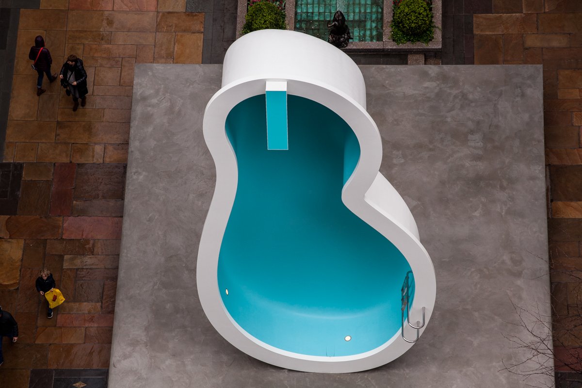 Photos: Rockefeller Center's New Sideways Swimming Pool Installation Is ...