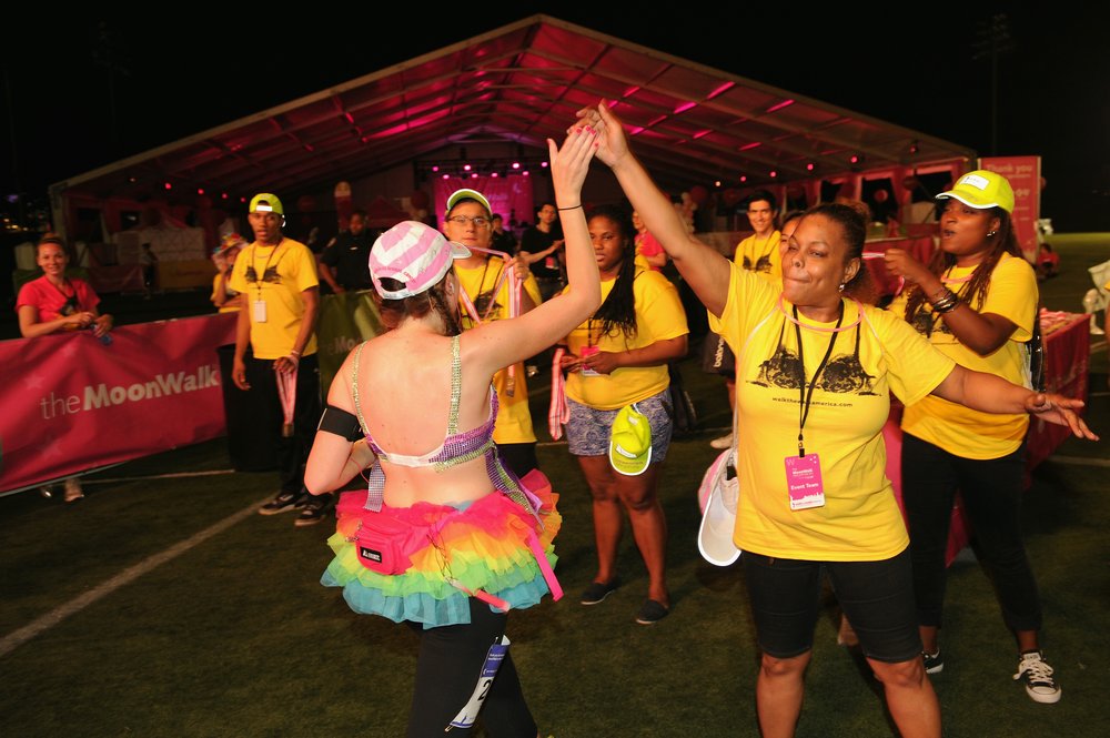 Photos: Bra-Wearing Women And Men On Overnight "MoonWalk" Marathon ...