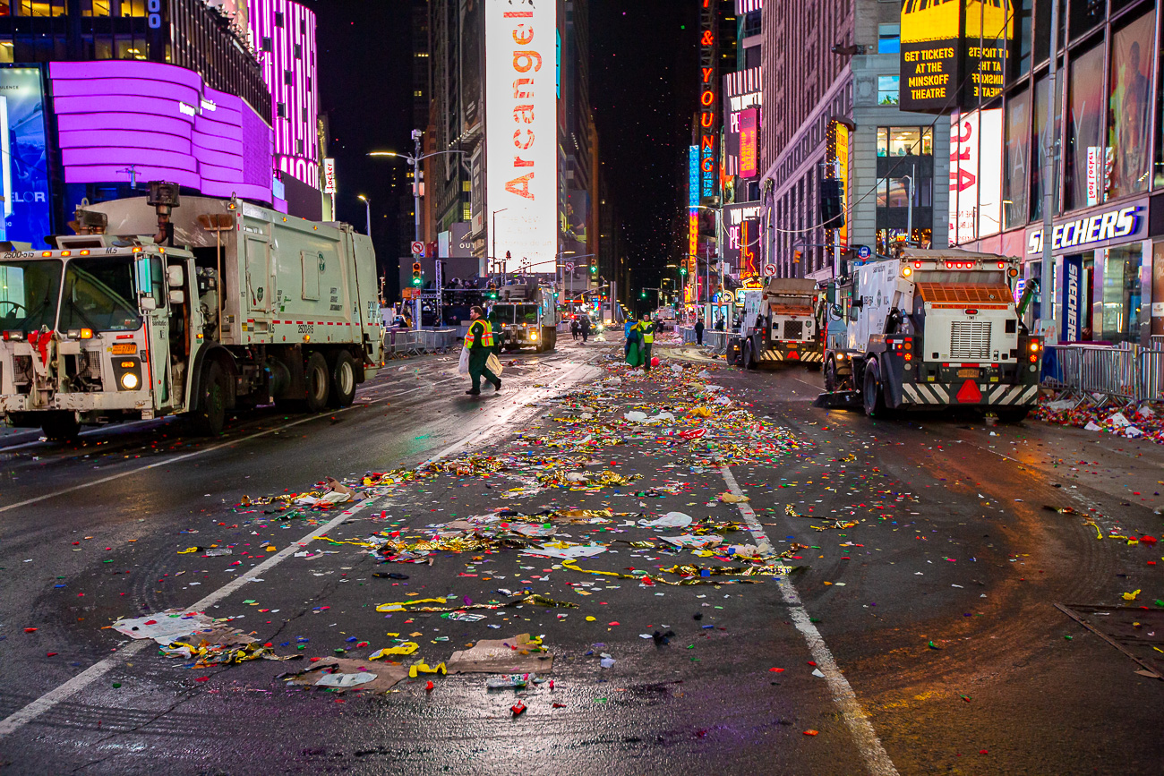 Photos: Inside NYC Sanitation Department's Massive Operation To Clean ...