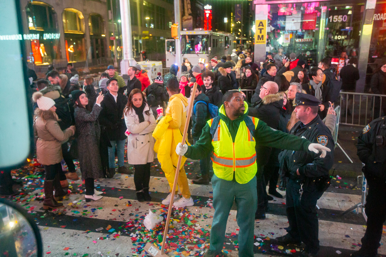 Photos: Inside NYC Sanitation Department's Massive Operation To Clean ...